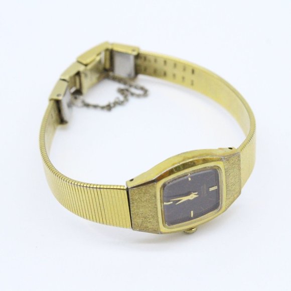 Seiko | Accessories | Vintage Seiko Watch Womens Classic Luxury Gold Tone 2c26450 Black Dial ...